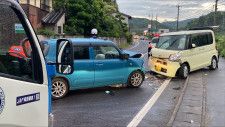 軽自動車2台が正面衝突　子どもを含む4人を搬送　島根県松江市