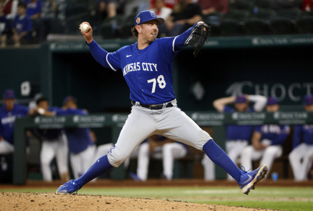 元DeNAクリスキーがカブスとマイナー契約か？ 今季3Aで奪三振率34.2％の右腕に米メディア熱視線「MLB復帰の可能性は高い」(THE DIGEST) - goo ニュース